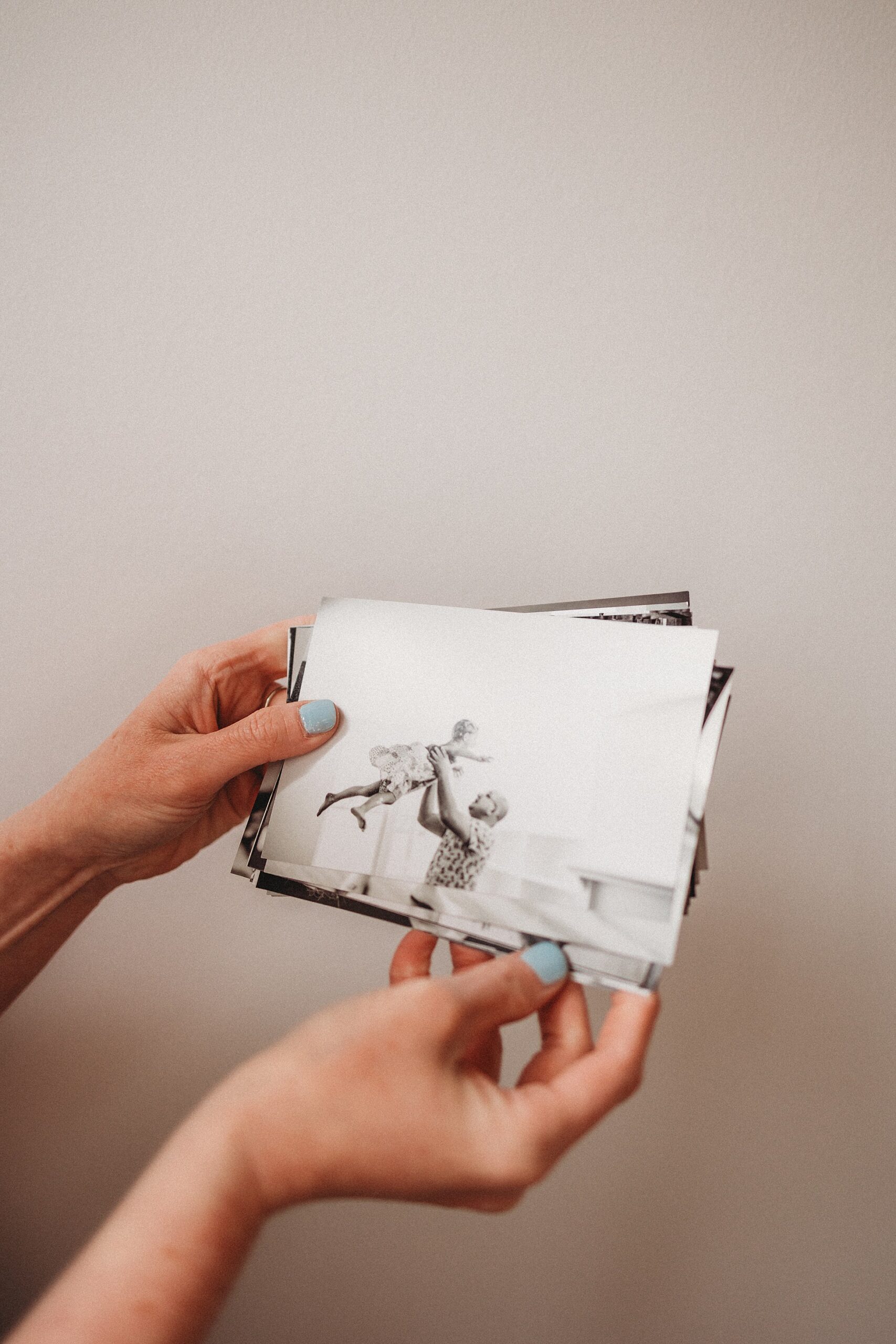 Brand Photography Vs. Headshots: Which is right for you
